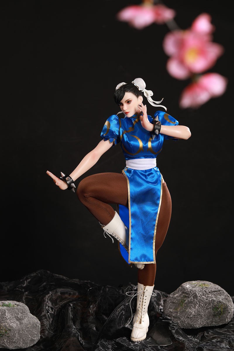 Chun Li Figure | Premium Street Fighter Collectible | LORIBEAR
